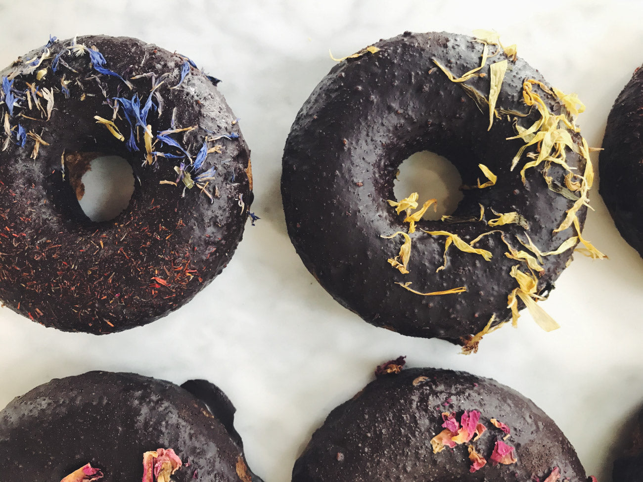 Superfood Spiced Donuts with Adaptogens and Mushrooms – Rasa